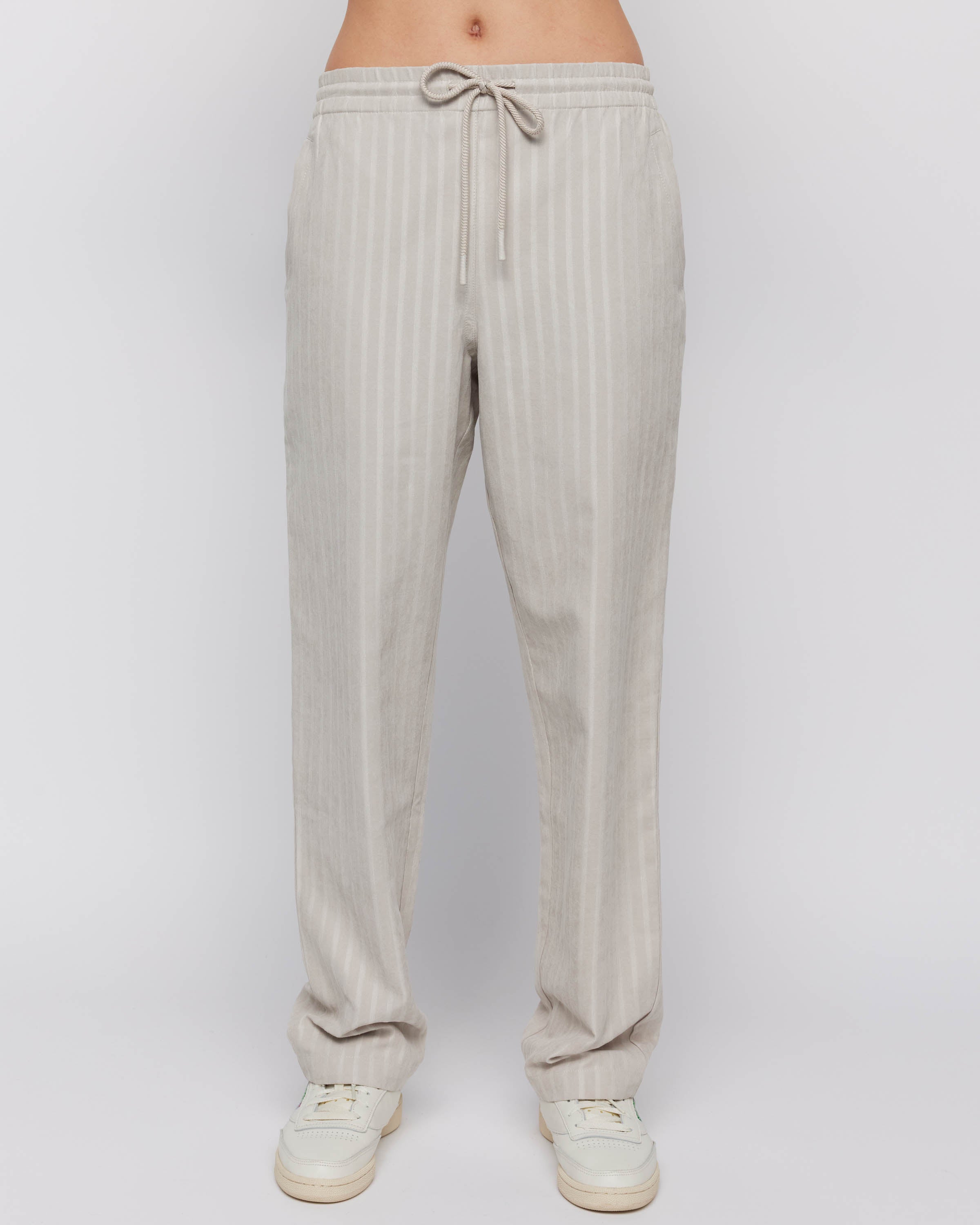 Lay Back Pants – Samii Ryan